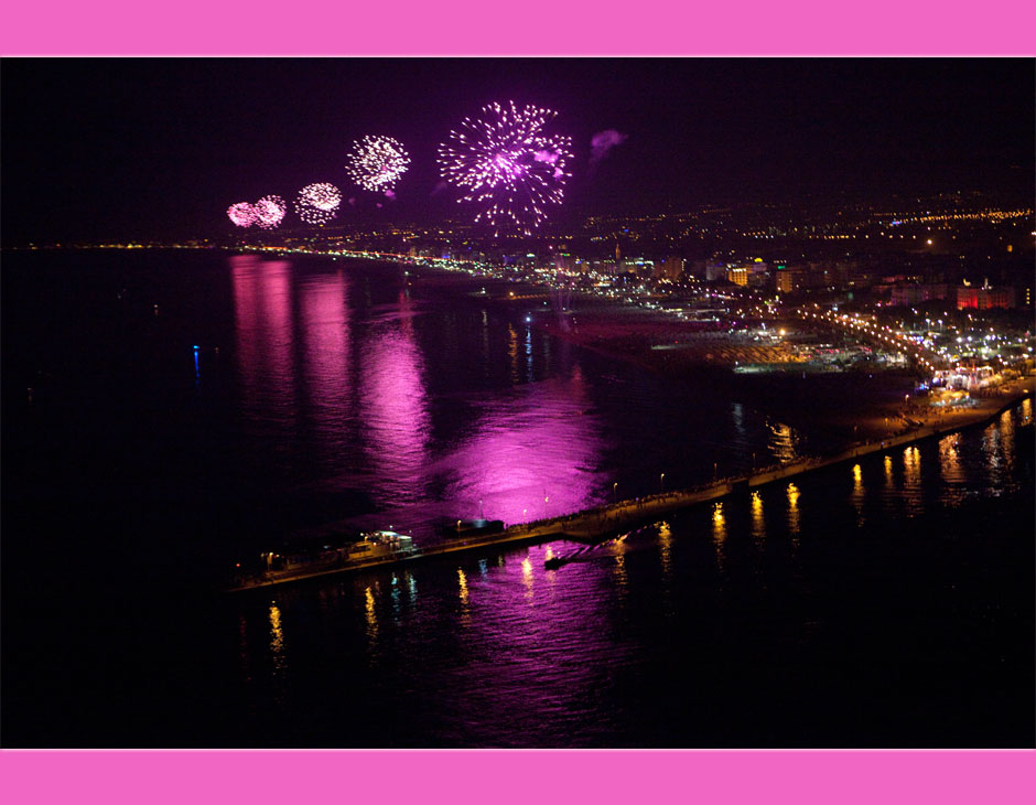 Pink Positive: 1° luglio torna la Notte Rosa in Romagna e nelle Marche ...